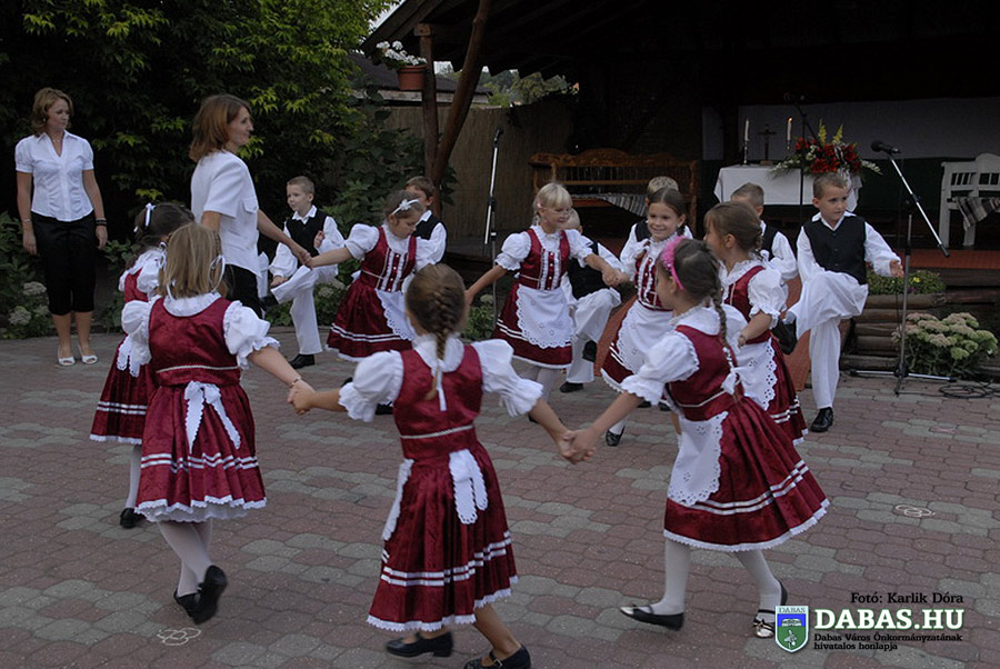 DABAS.HU Dabas Város Önkormányzatának weboldala - Augusztus 20-a Sáriban